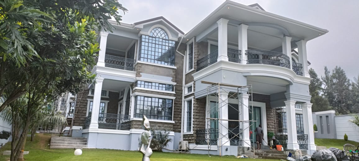 Prezzo Logistic Mouldings – Transforming your home into a palace