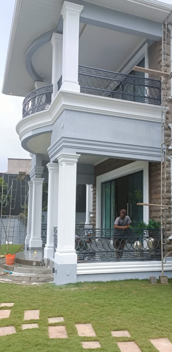 Prezzo Logistic Mouldings – Transforming your home into a palace