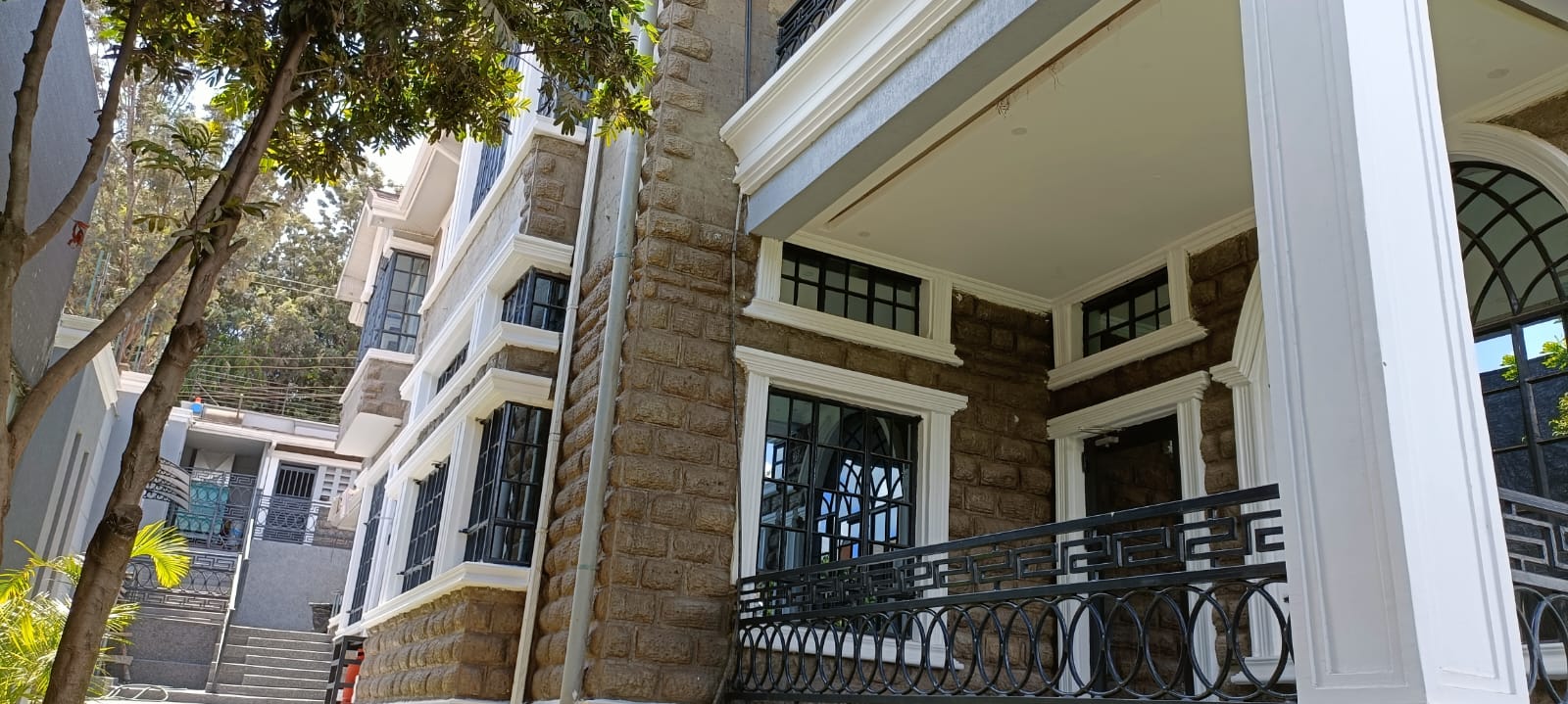 Gallery – Prezzo Logistic Mouldings